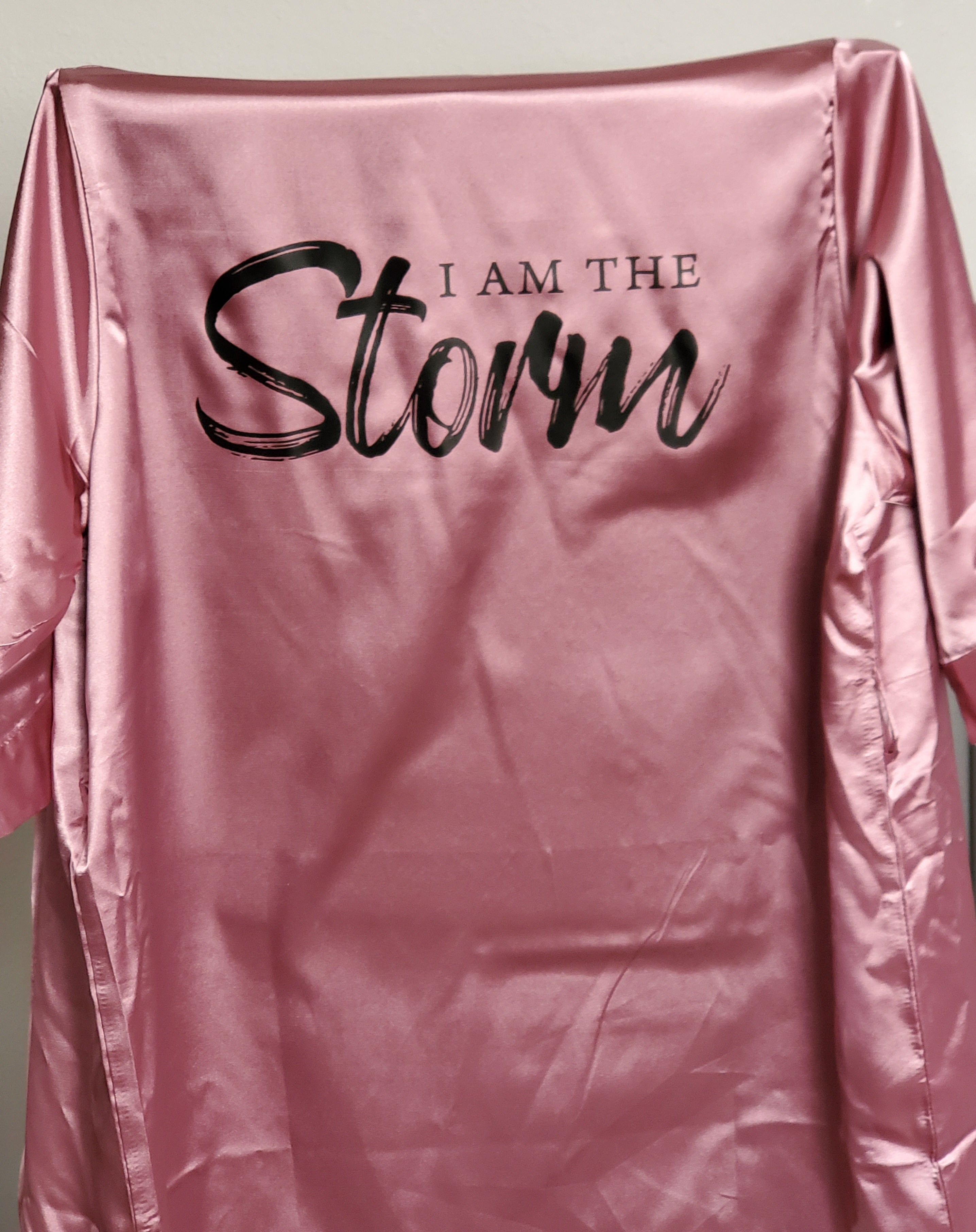I am The Storm | Robe – Time On My Hands: Crafts & Services